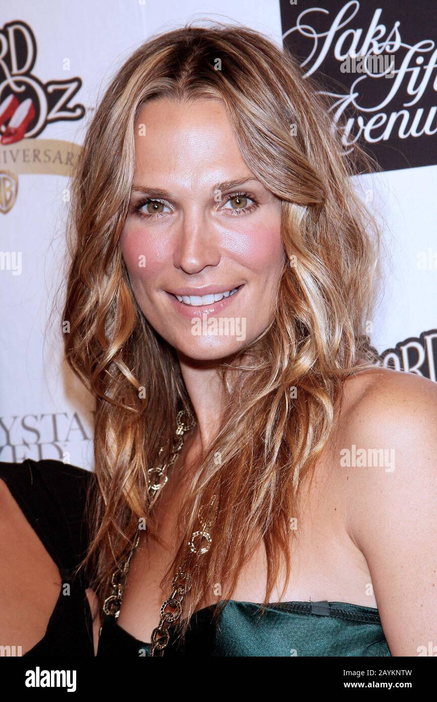 Molly simms hi-res stock photography and images - Alamy