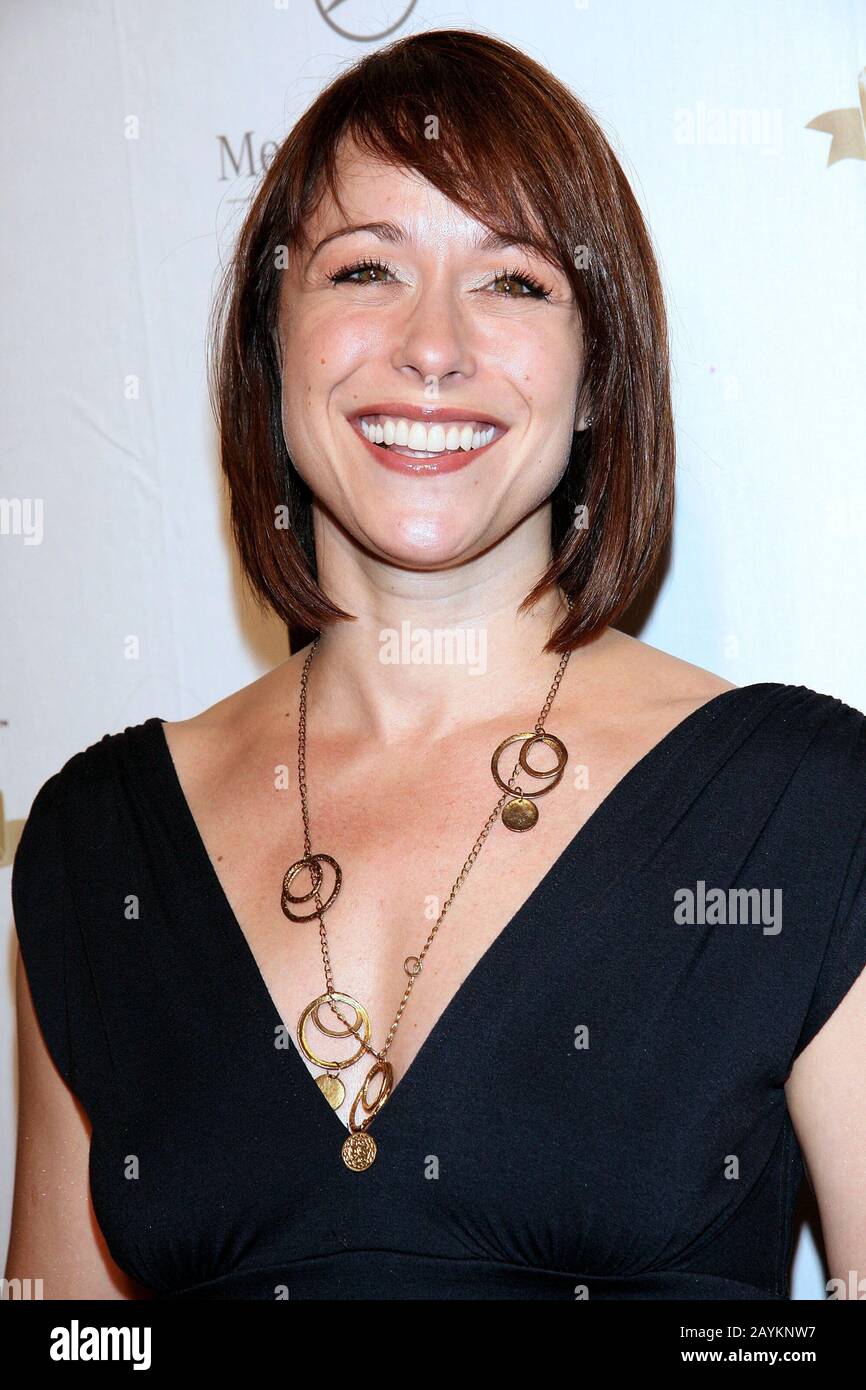 Paige davis hi-res stock photography and images - Alamy