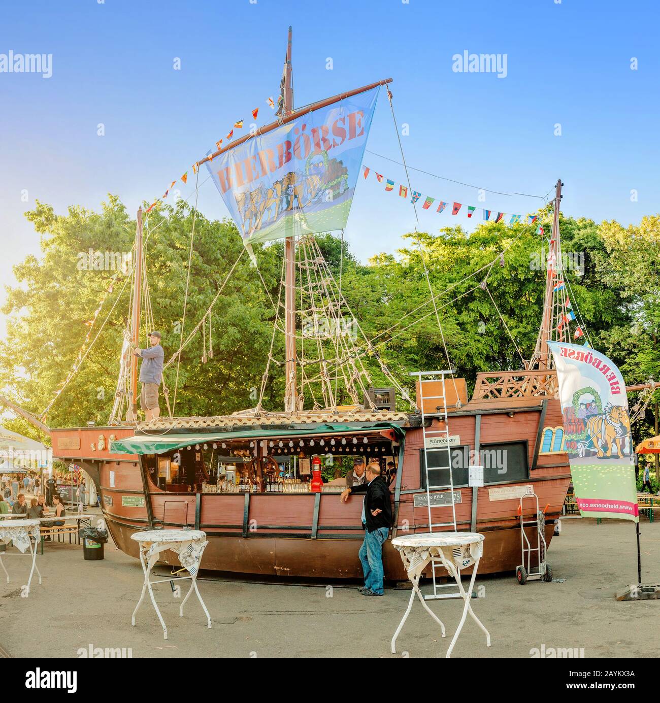 Festival bar counter hi-res stock photography and images - Alamy