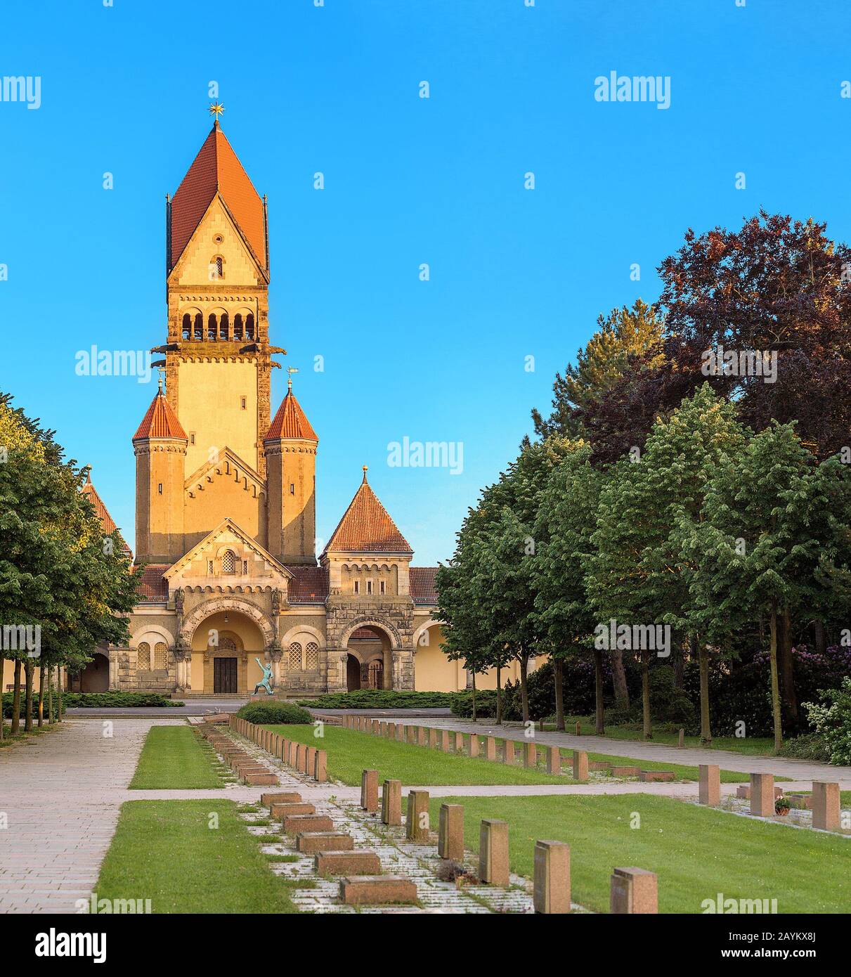 Architecture of famous chapel and crematory complex in South Cemetery ...