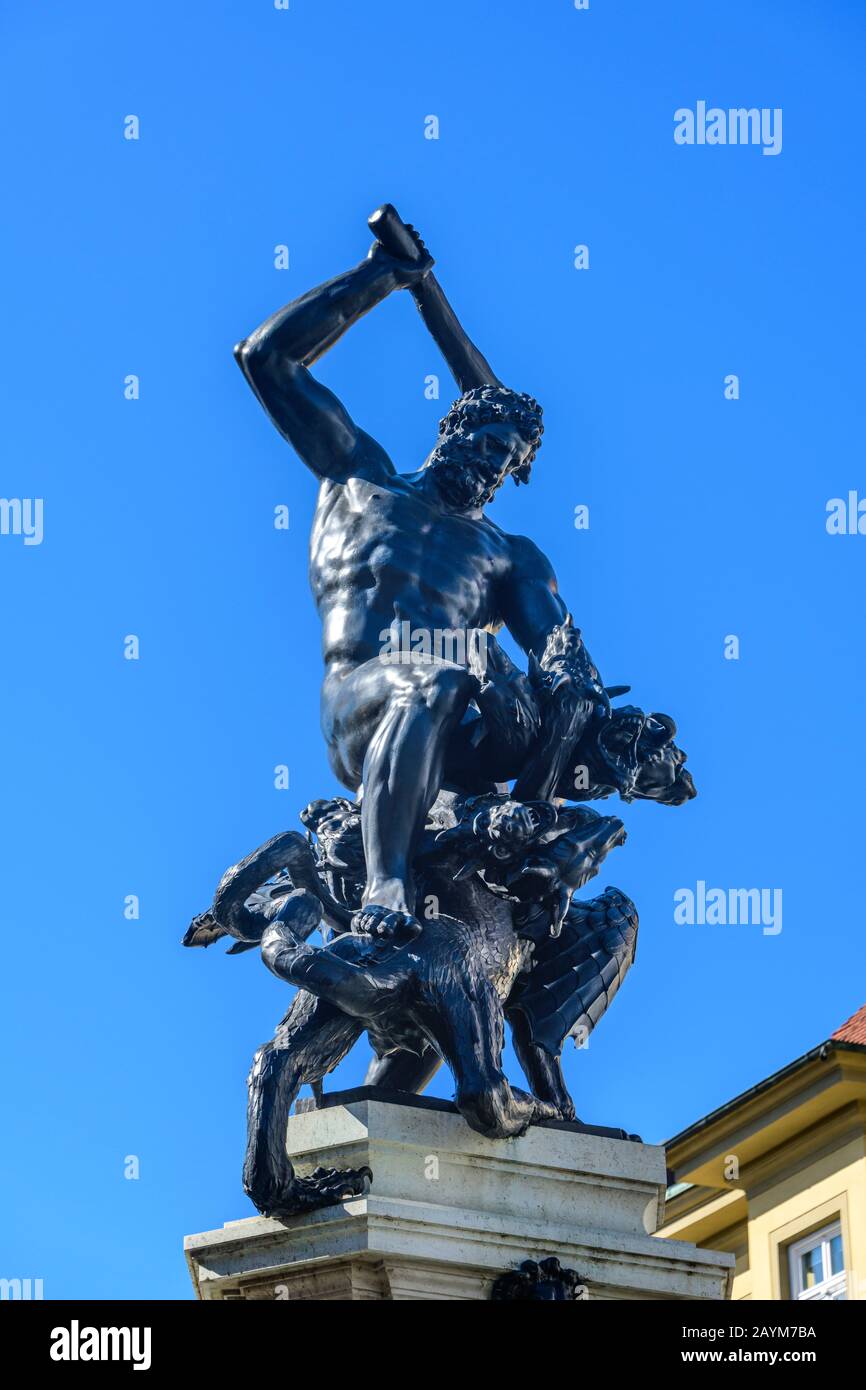 Herkules statue hi-res stock photography and images - Alamy