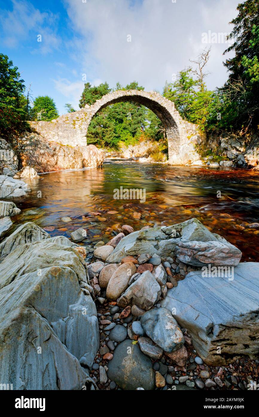 Carrbridge packhorse bridge hi-res stock photography and images - Alamy