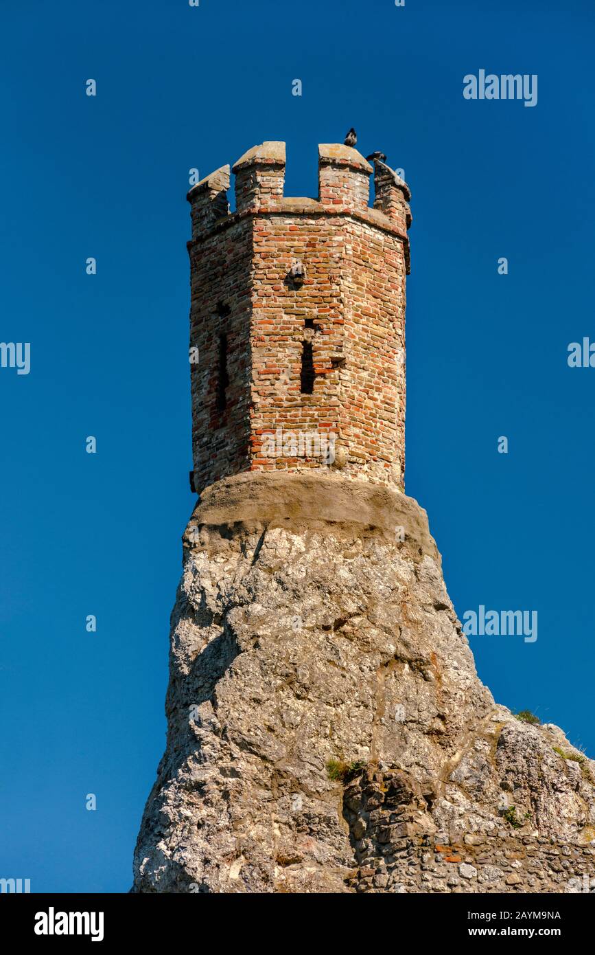 Maiden Tower Devin Castle