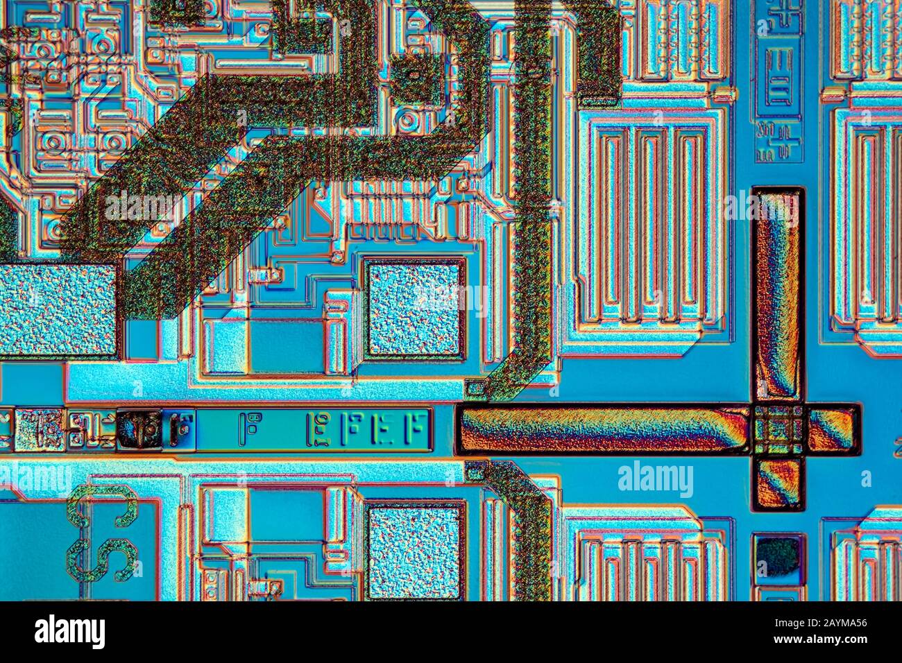 surface of a microchip, Differential interference contrast picture ...