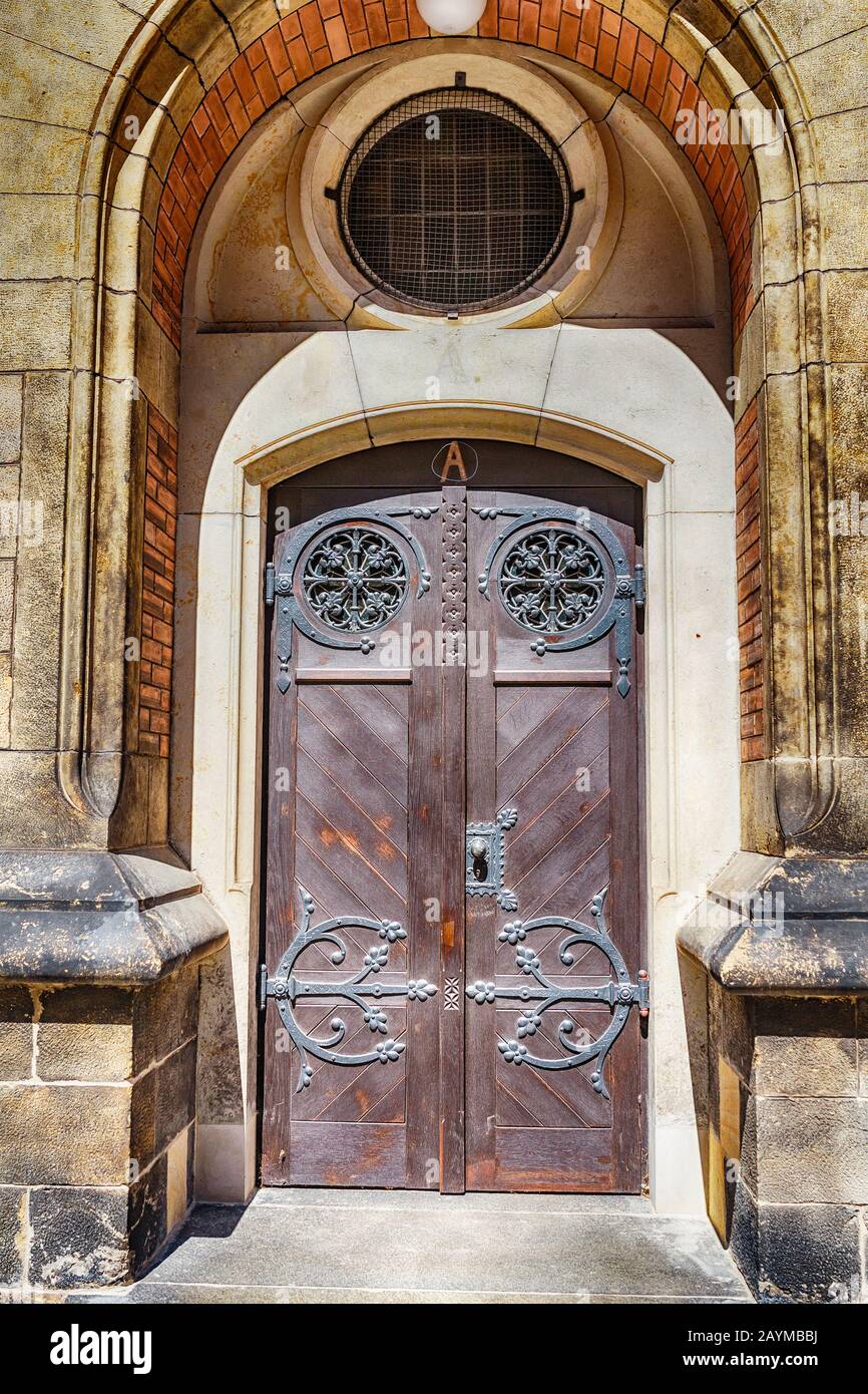 wooden vintage aged door Stock Photo - Alamy