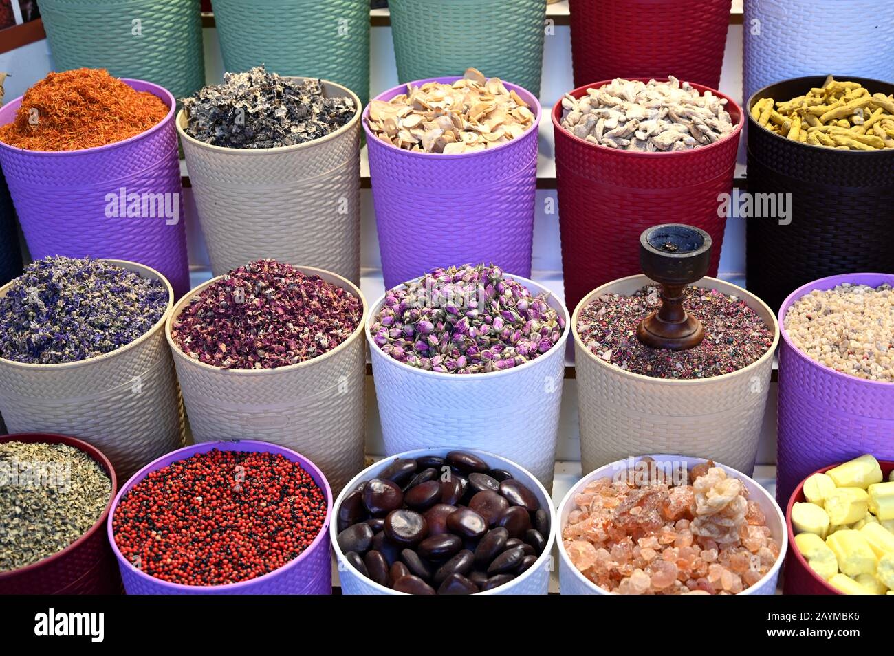Aromatic Spices arranged in shop Stock Photo - Alamy