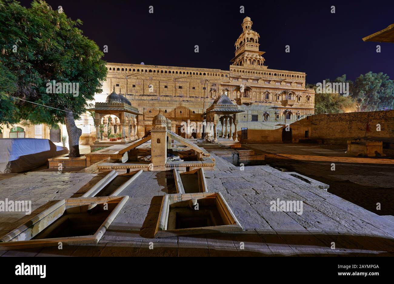 night shot of Mandir Palace with Tazia tower, Jaisalmer, Rajasthan ...