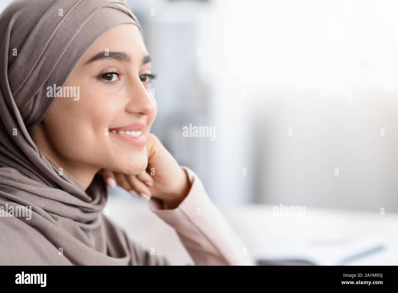 Closeup Portrait Of Smiling Arabic Woman In Hijab Looking Away Stock ...