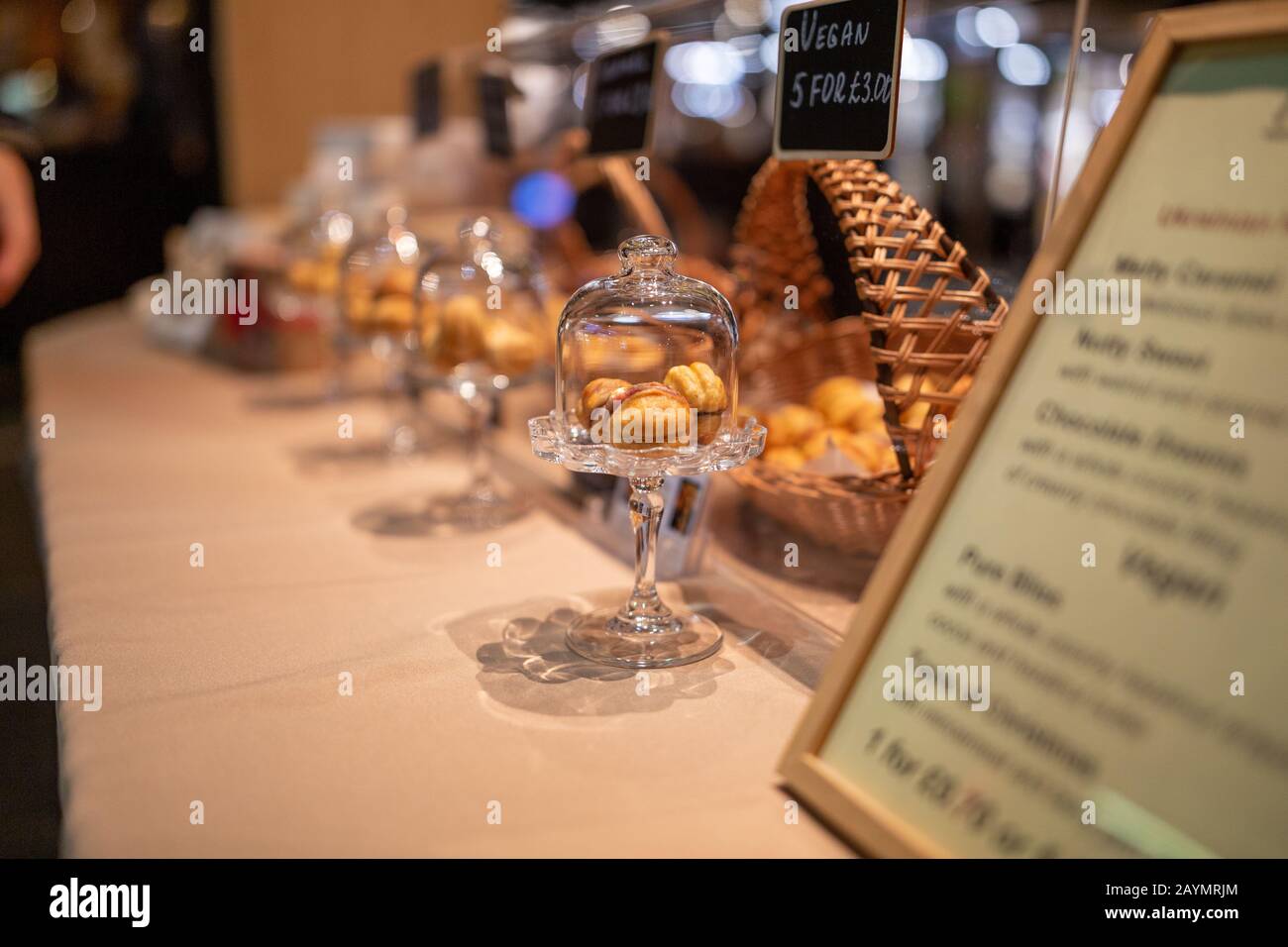 Spitalfields indoor Christmas Market, London Stock Photo - Alamy