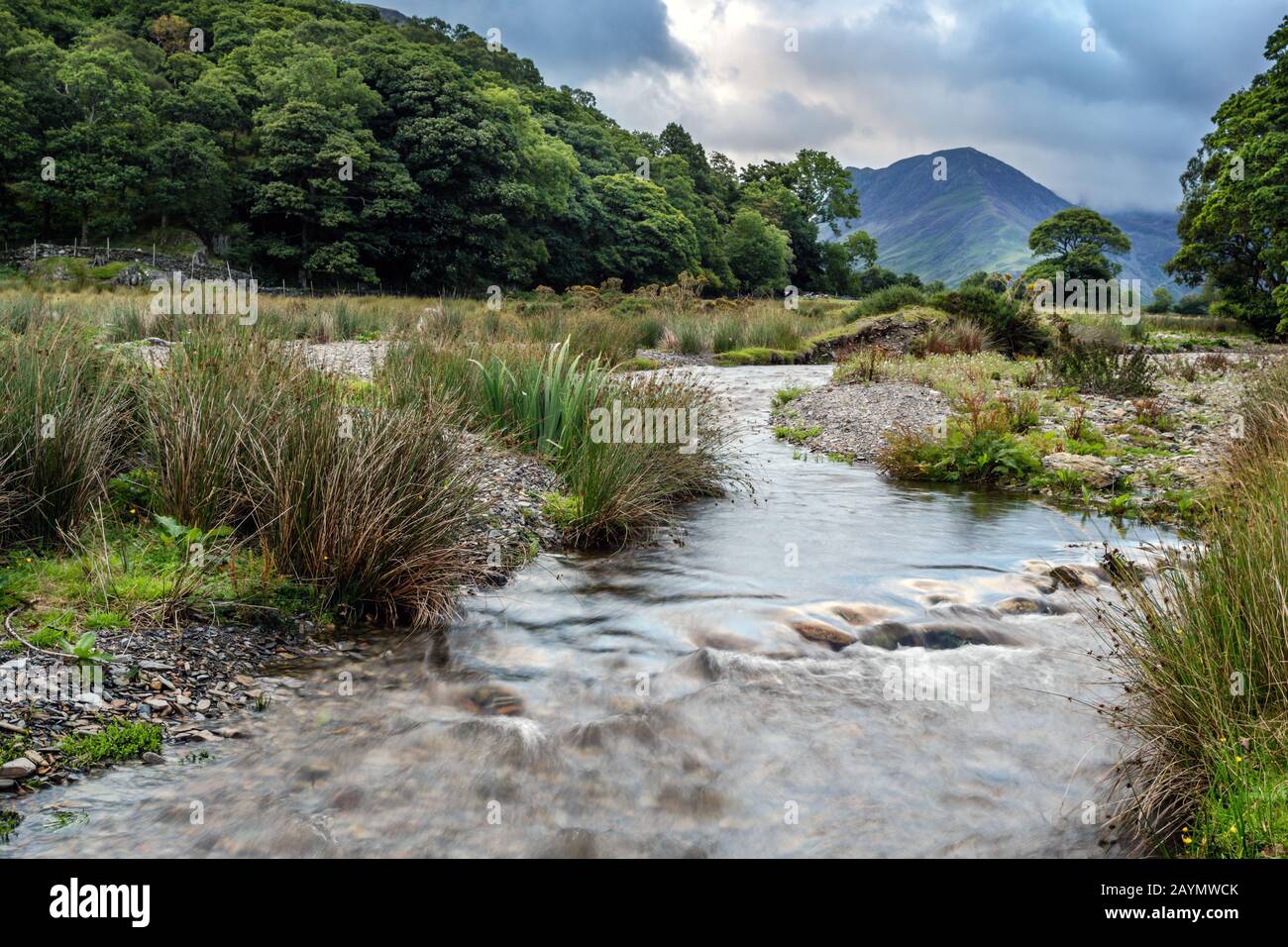 Stream with weir hi-res stock photography and images - Alamy