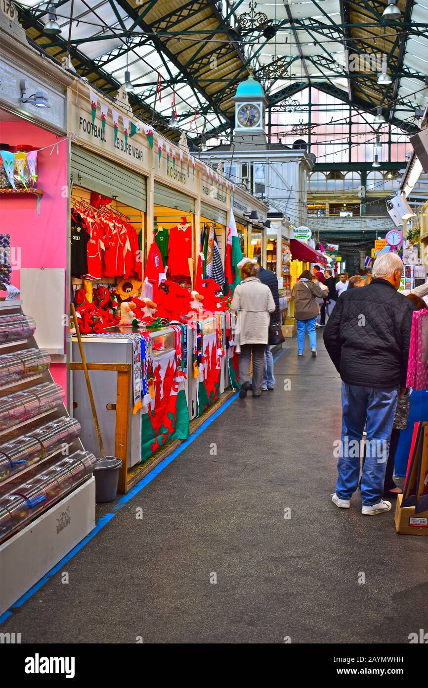 Cardiff city hall interior hi-res stock photography and images - Alamy