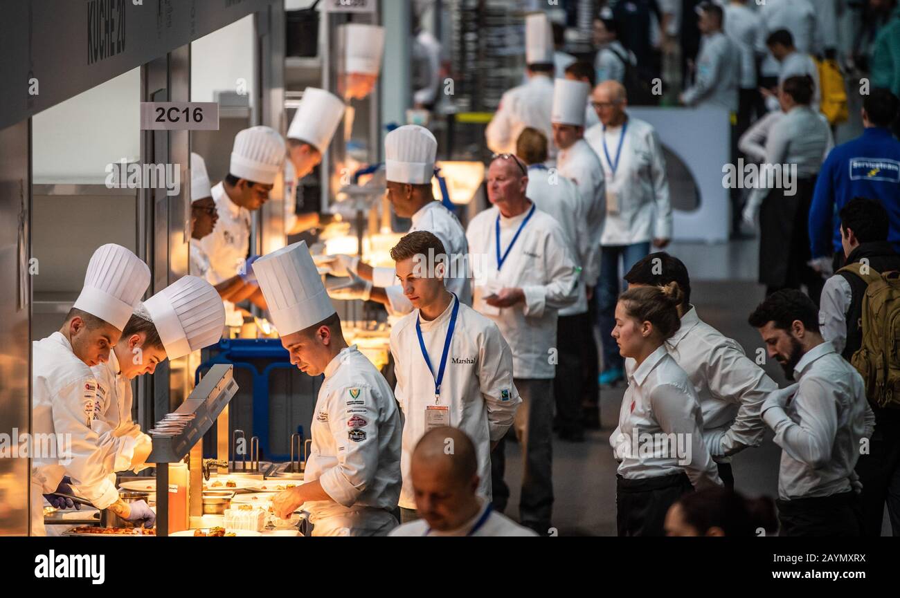 Stuttgart, Germany. 16th Feb, 2020. Young chefs from all over the world ...