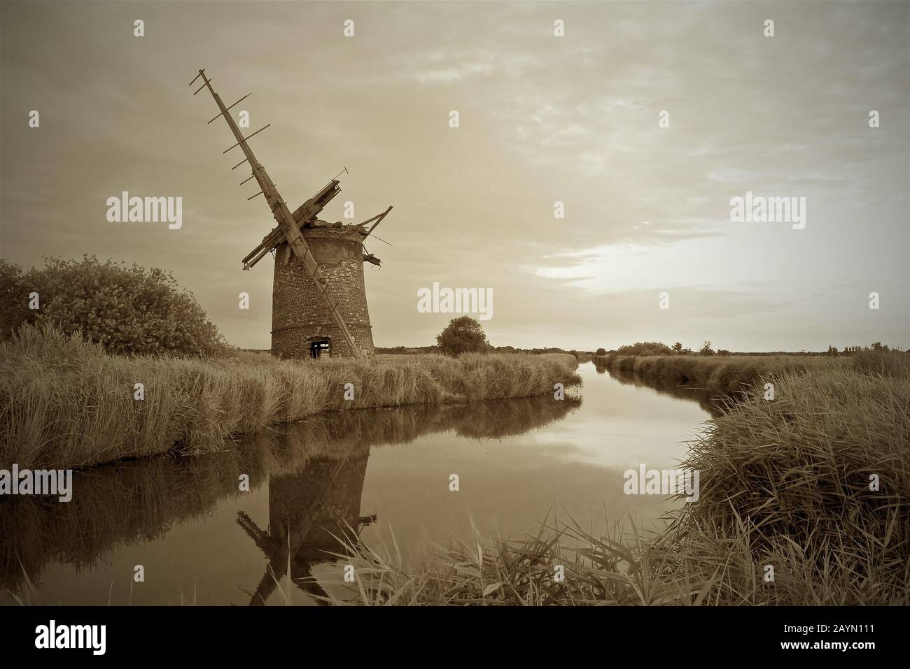 Brograve mill windpump on the Norfolk Broads Stock Photo - Alamy