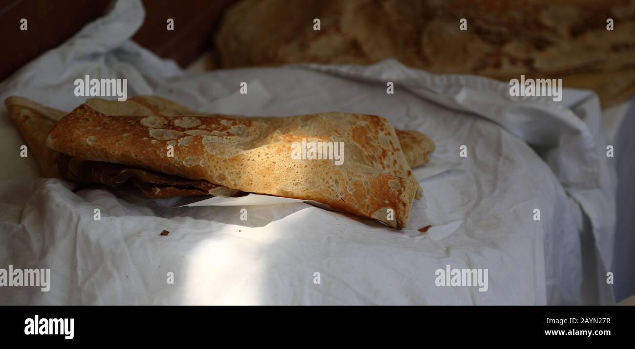 Saj bread hi-res stock photography and images - Alamy