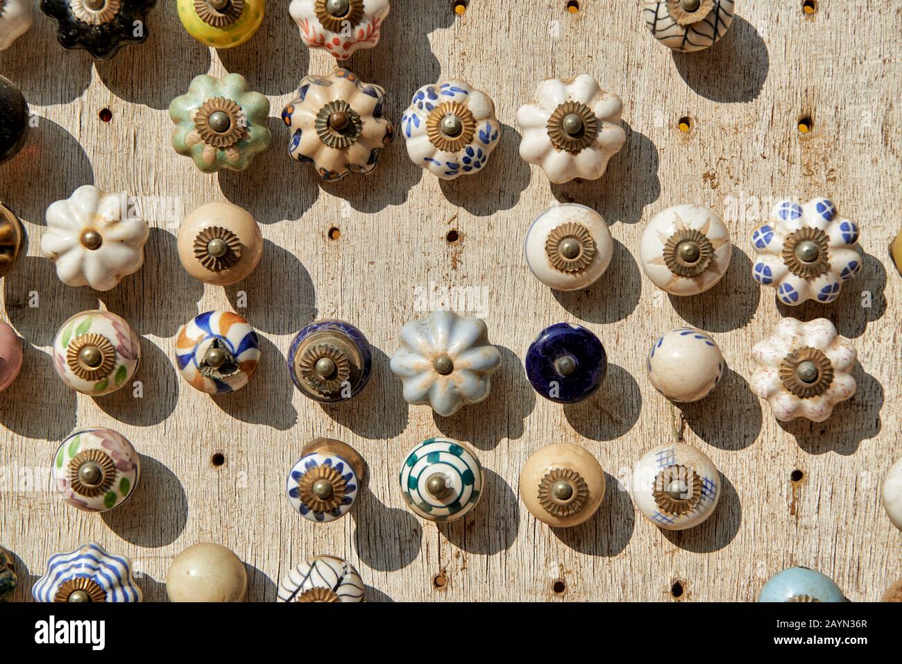 Different handles hi-res stock photography and images - Alamy