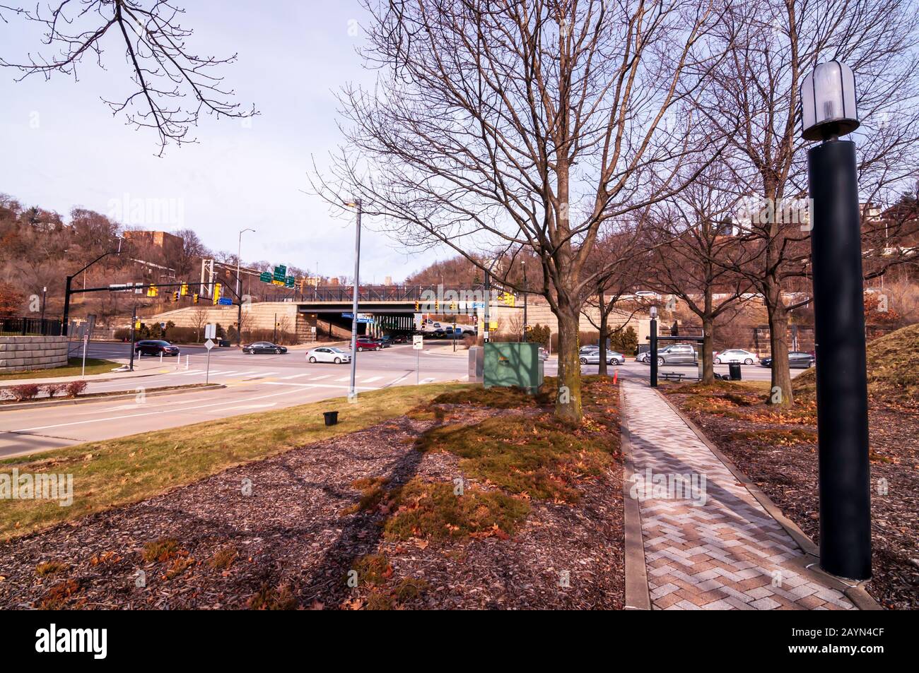 The intersection of Second Avenue and Bates Street at the SR 376 on ...