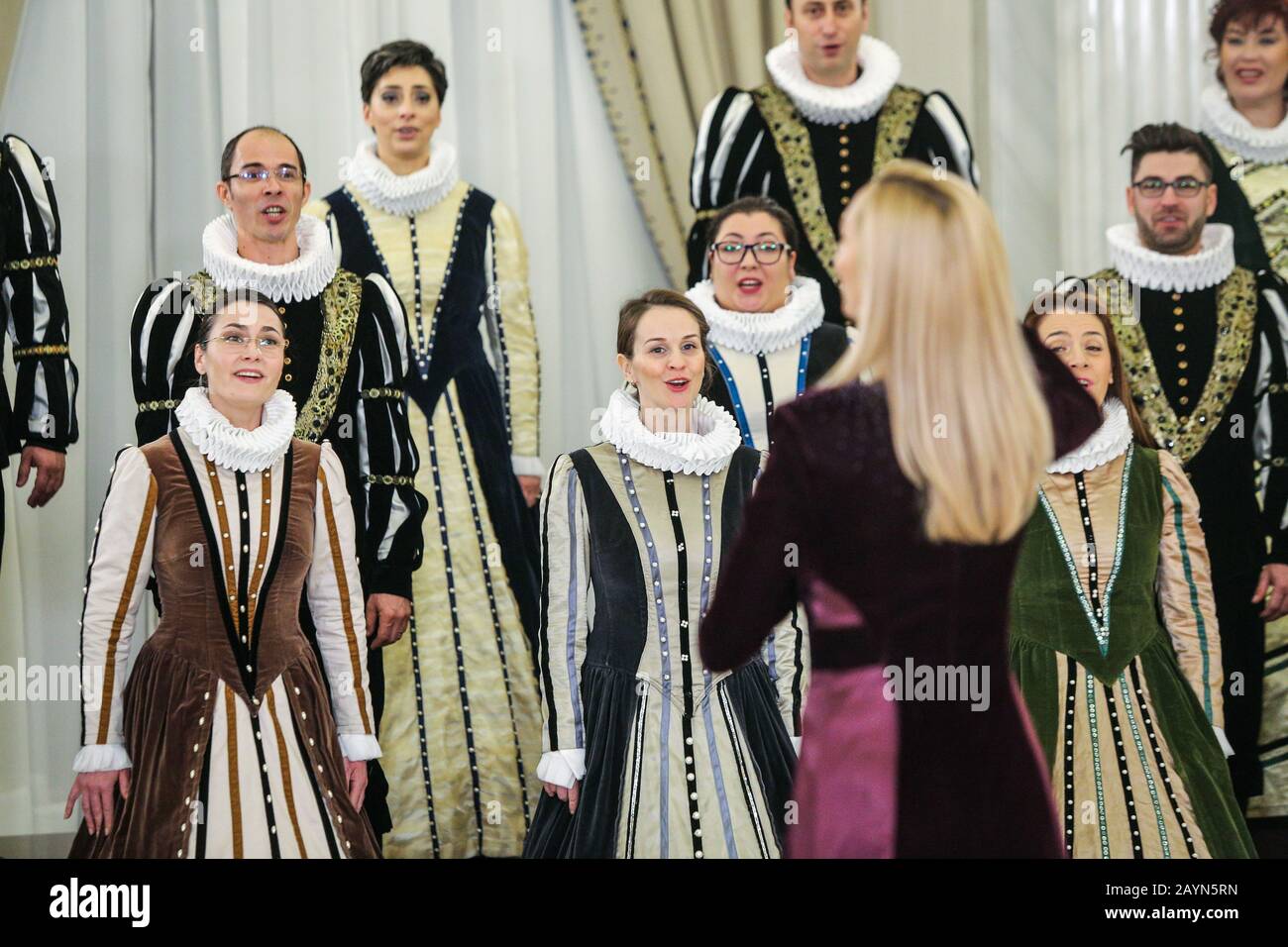 Medieval choir classical music hi-res stock photography and images - Alamy