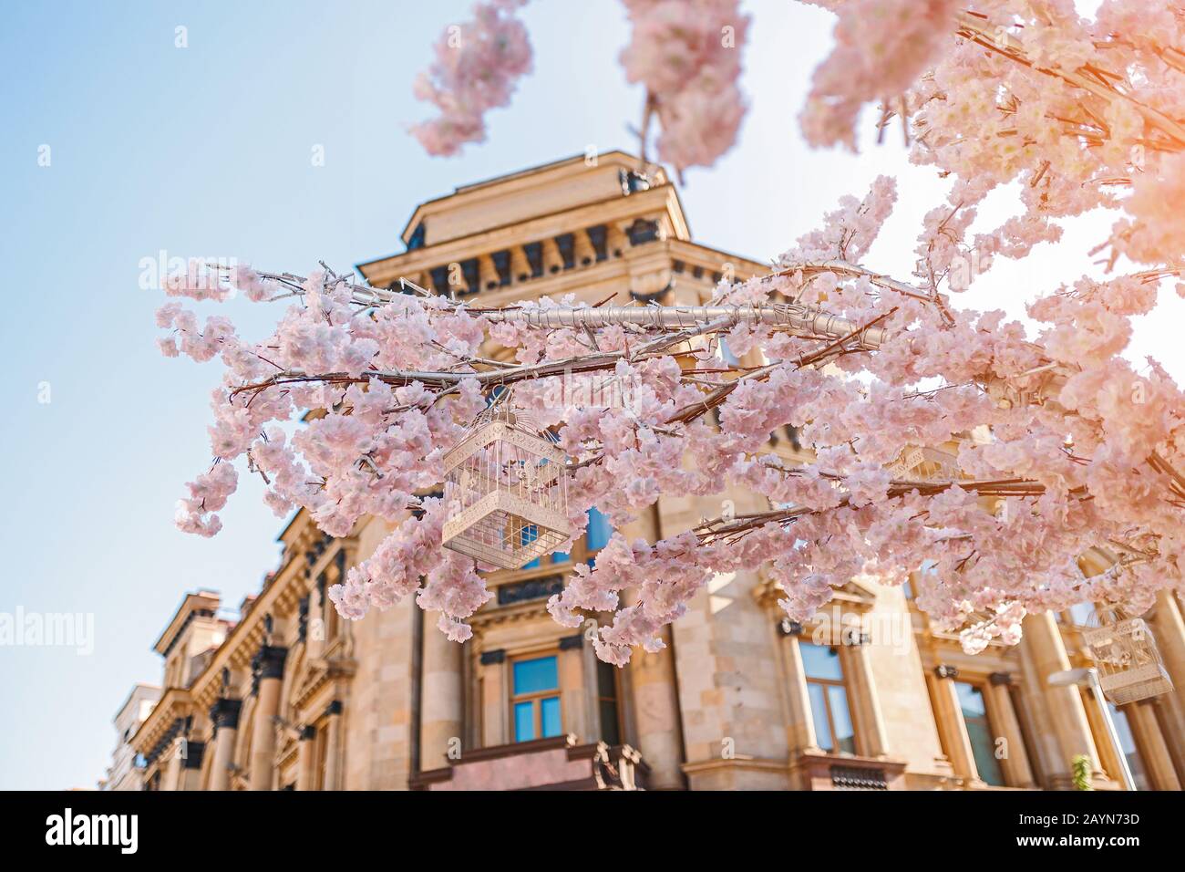 Old japanese apartment building hi-res stock photography and images - Alamy