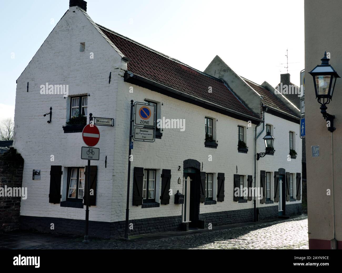Gatekeeper's cottage hi-res stock photography and images - Alamy
