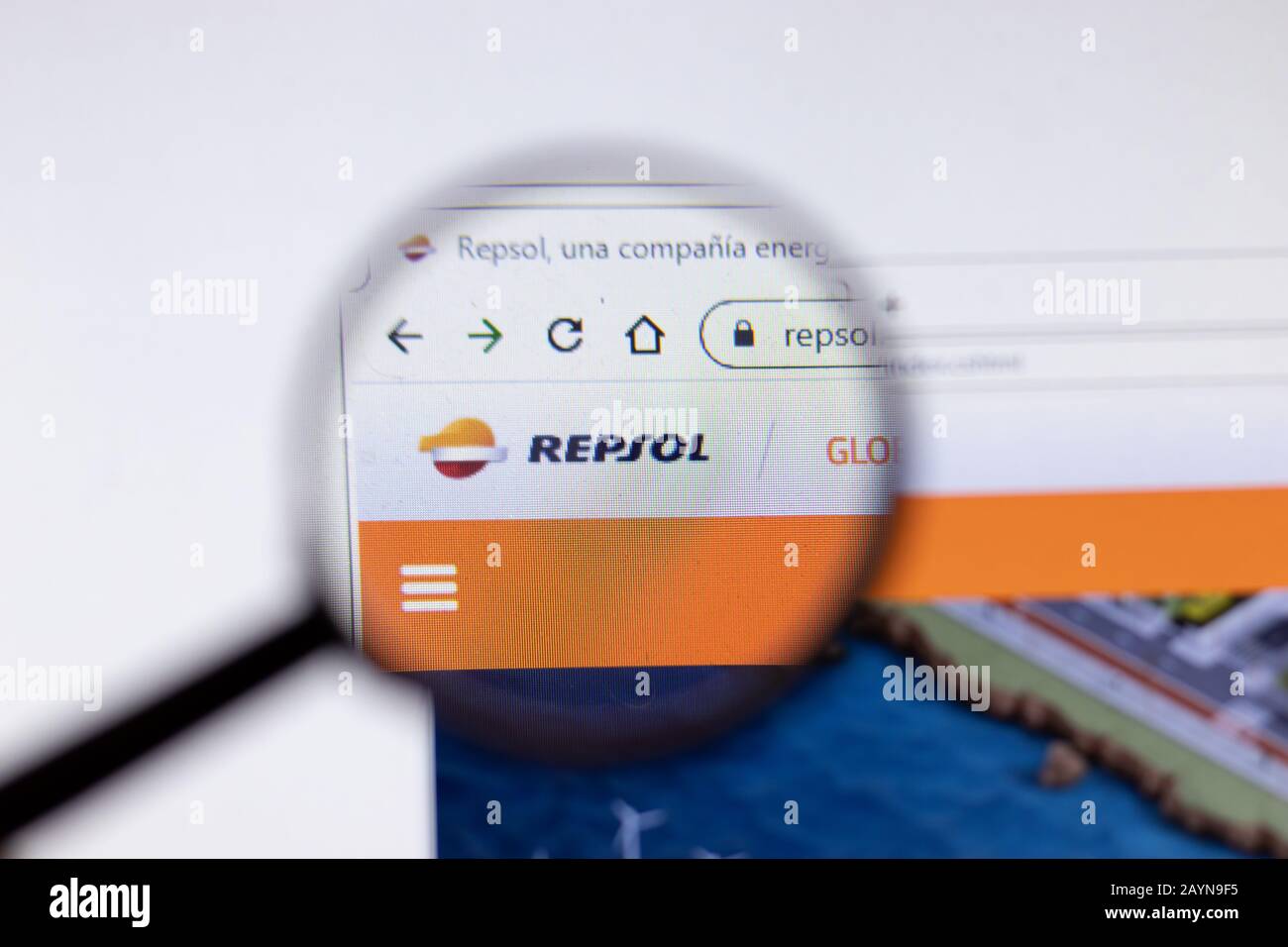 Repsol logo hi-res stock photography and images - Alamy