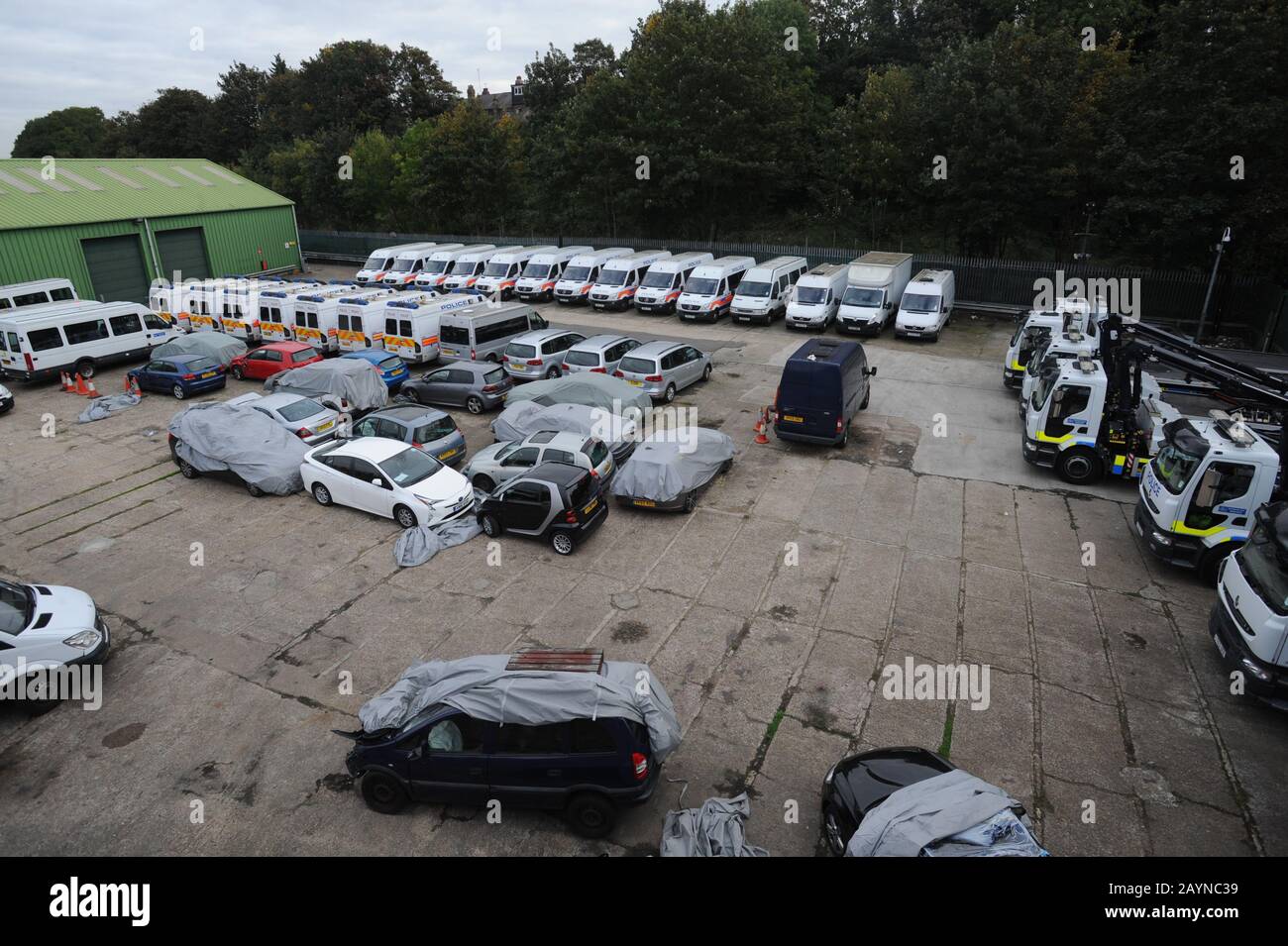 Metropolitan police vehicle pound, Charlton, London Stock Photo - Alamy