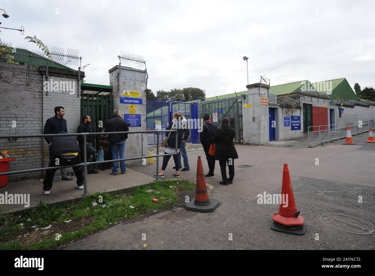 Metropolitan police vehicle pound, Charlton, London Stock Photo - Alamy