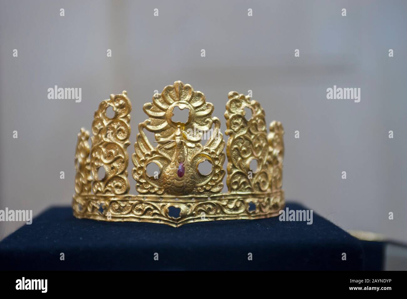 A golden diadem (crown) from the Turk period on display at the National ...