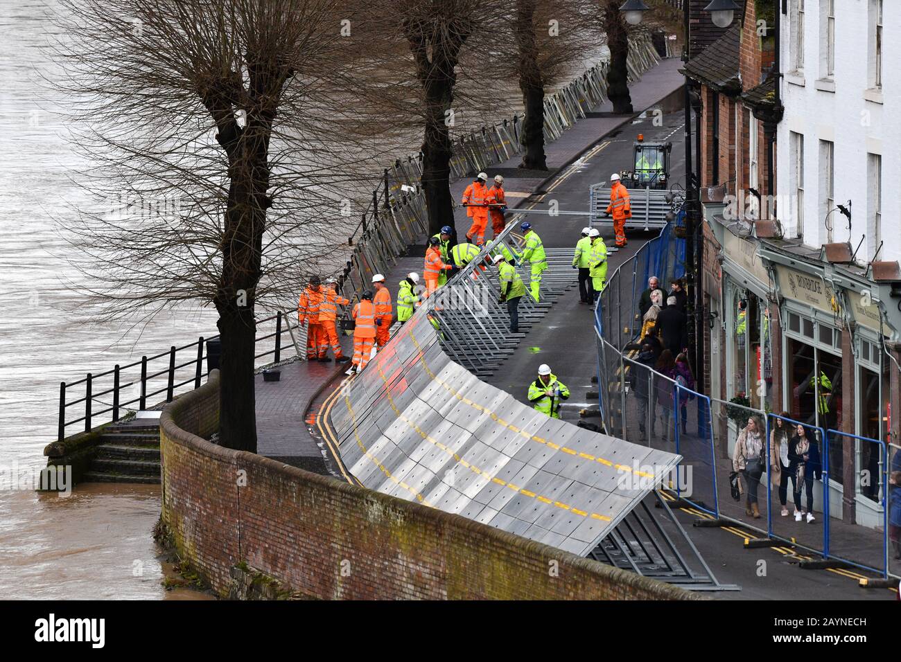 Ironbridge, Shropshire, Uk. February 16th 2020 Environment agency staff ...