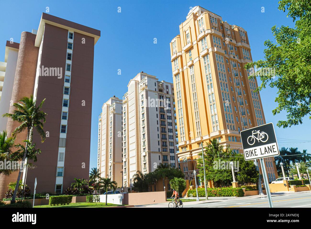 Coral gables miami and buildings hi-res stock photography and images ...