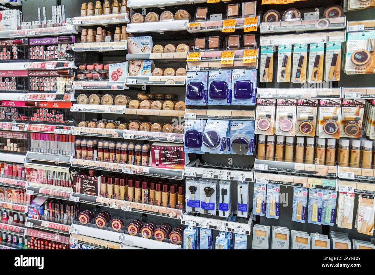 Miami Beach Florida,Walgreens,pharmacy,drug store,retail products ...