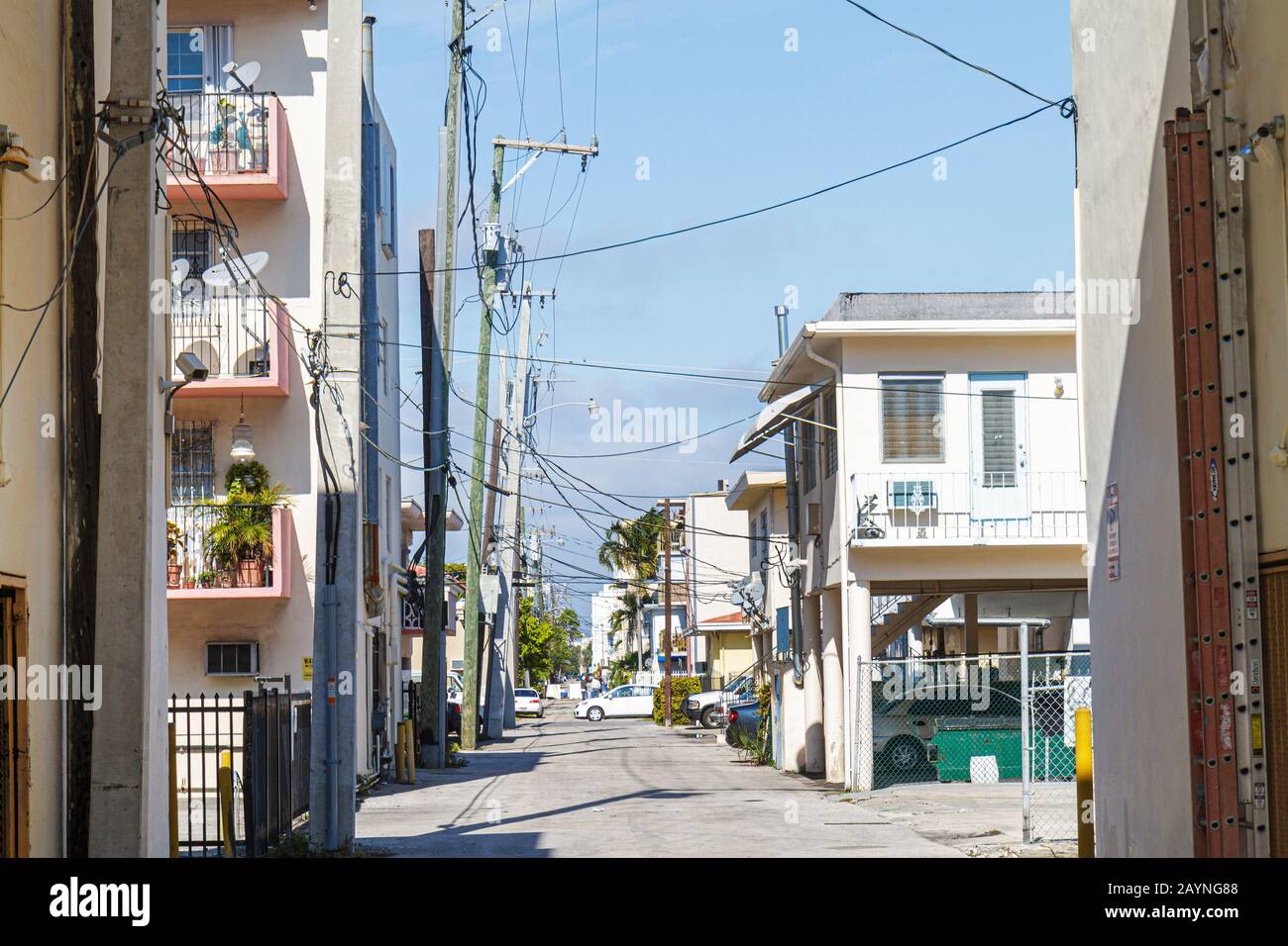 Utility poles lines hi-res stock photography and images - Alamy