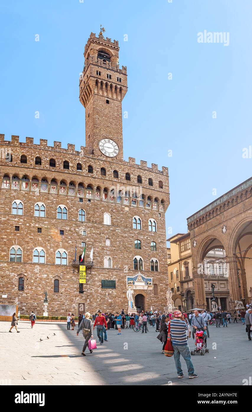 Piazza Della Signoria Panorama