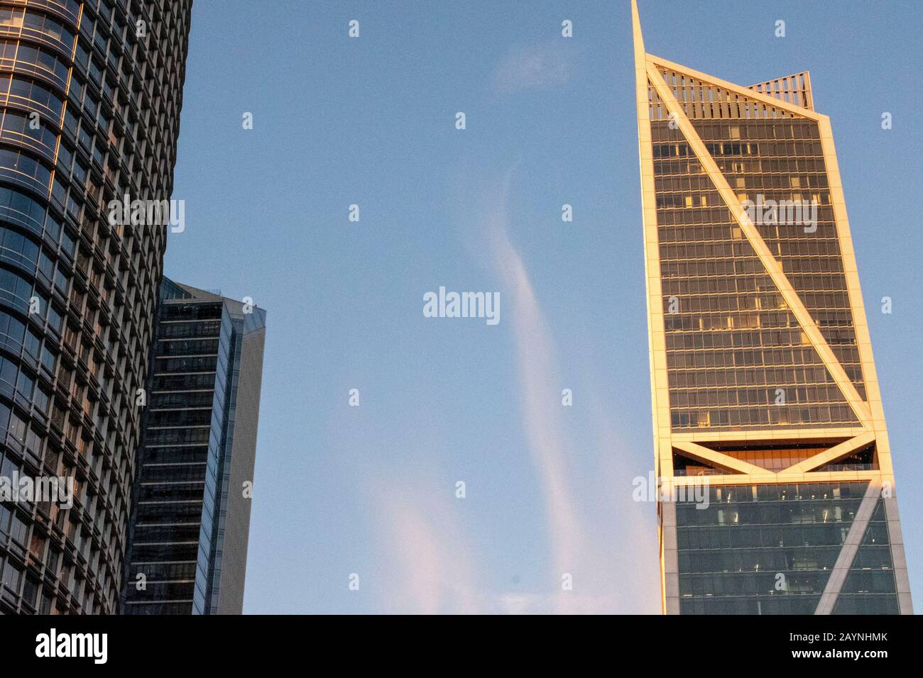 Salesforce Park in San Francisco, CA, is an above-ground park that ...