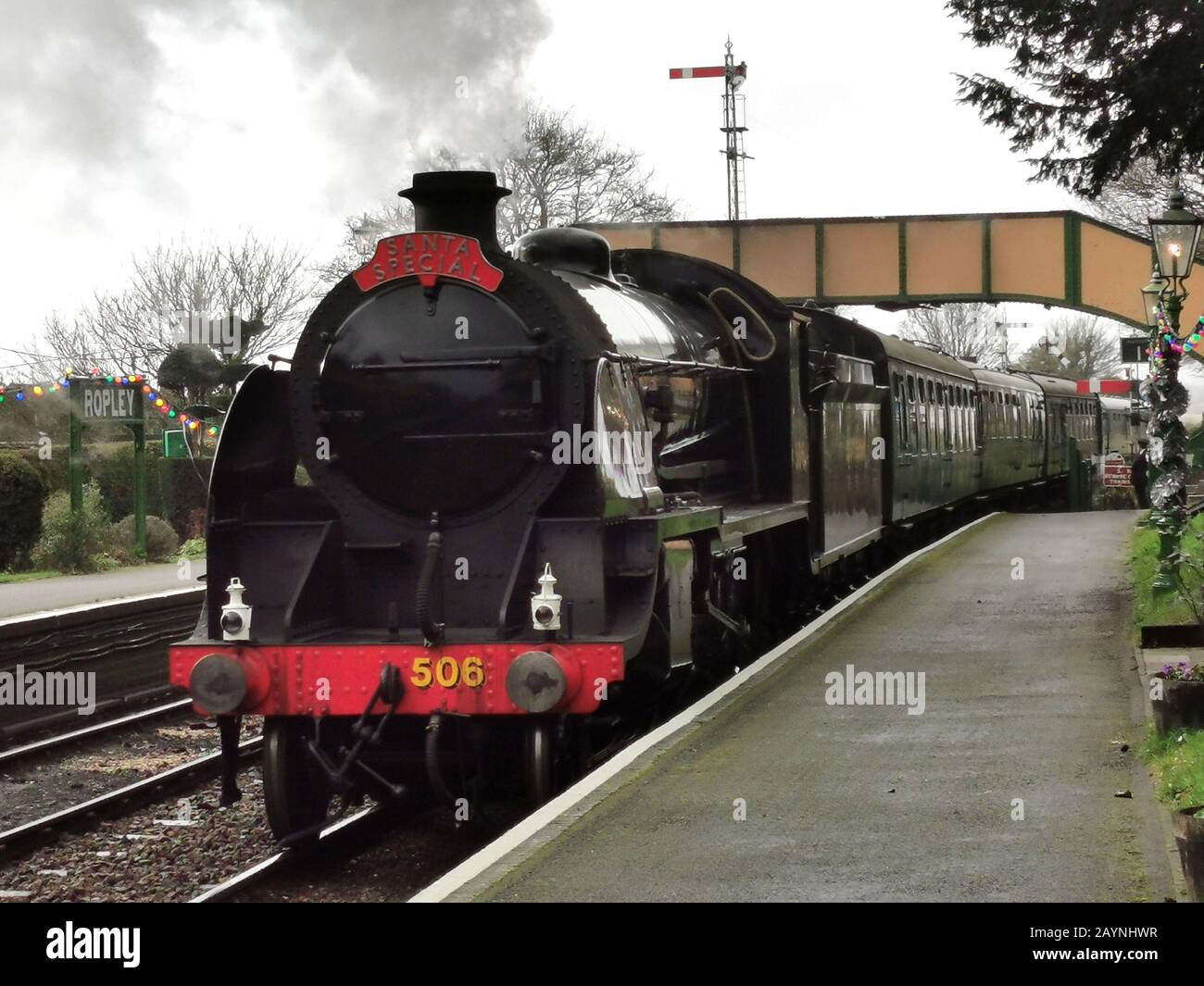 Urie S15 30506 Southern Region Steam Engine Stock Photo - Alamy