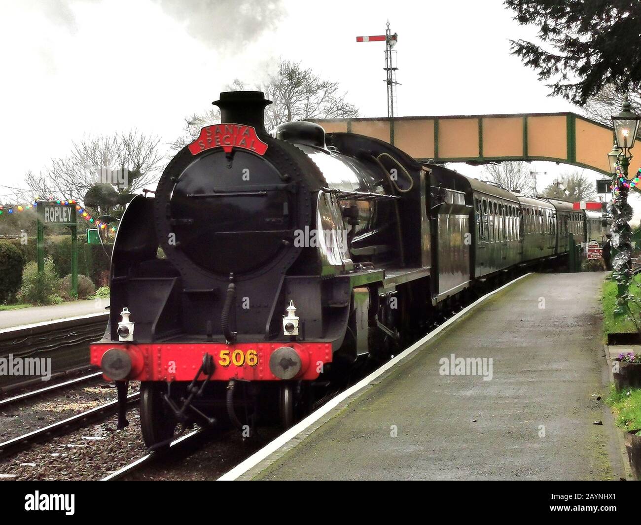 Urie S15 30506 Southern Region Steam Engine Stock Photo - Alamy