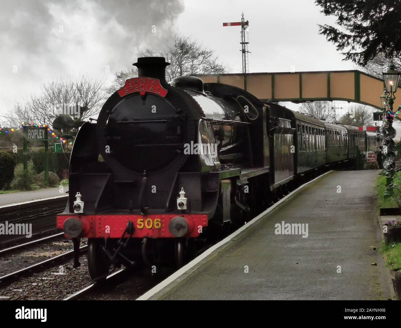 Urie S15 30506 Southern Region Steam Engine Stock Photo - Alamy