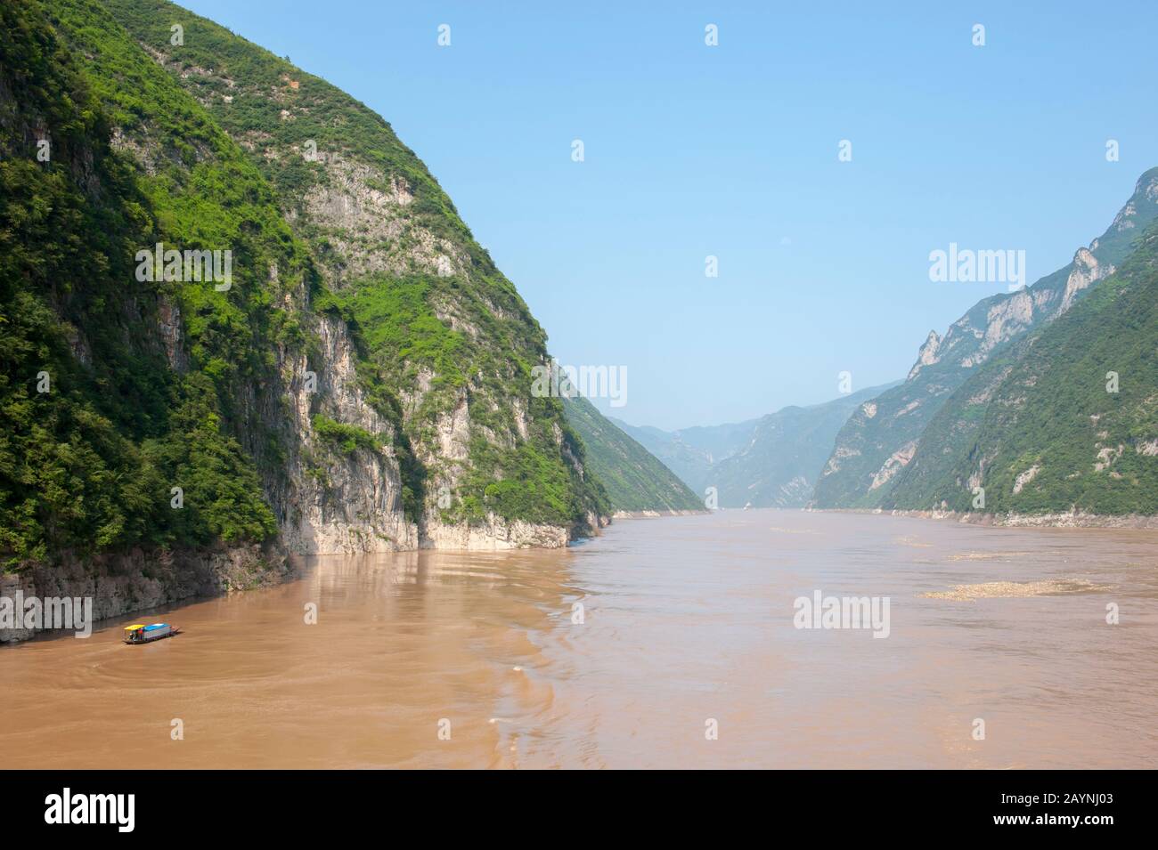 View of the landscape in the Wu Gorge (Three Gorges), Yangtze River ...