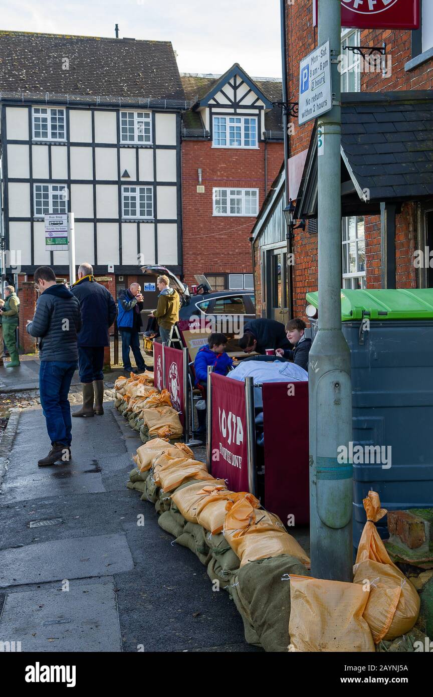 Flooding, Datchet Berkshire, UK. 10th February, 2014. The River Thames ...