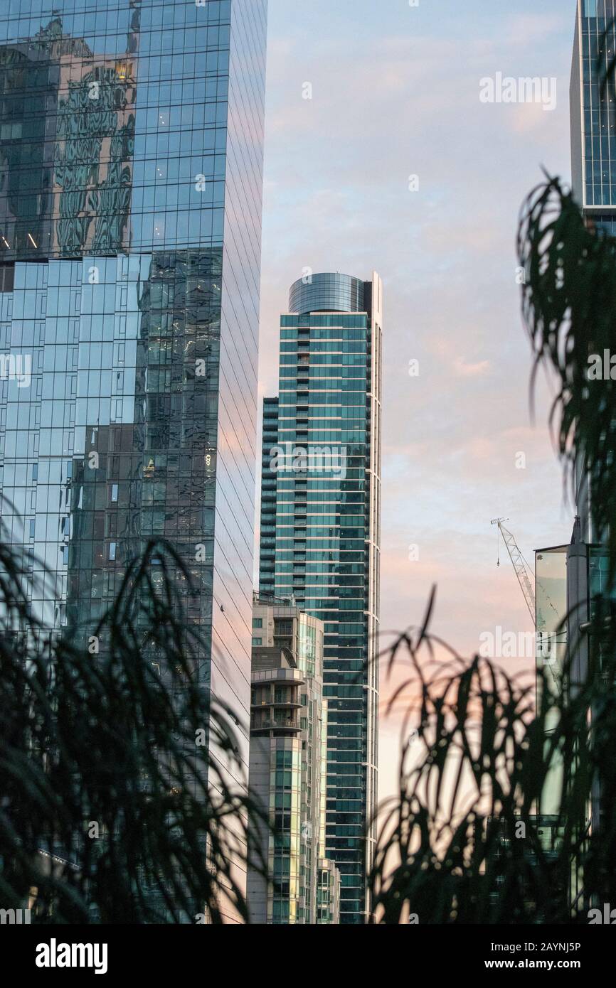 Salesforce Park in San Francisco, CA, is an above-ground park that ...