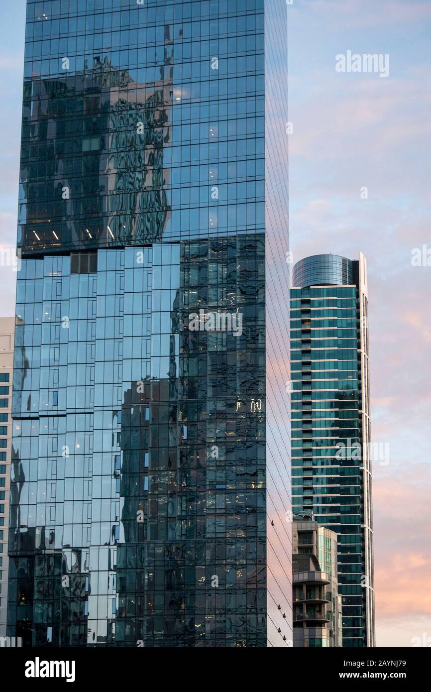 Salesforce Park in San Francisco, CA, is an above-ground park that ...