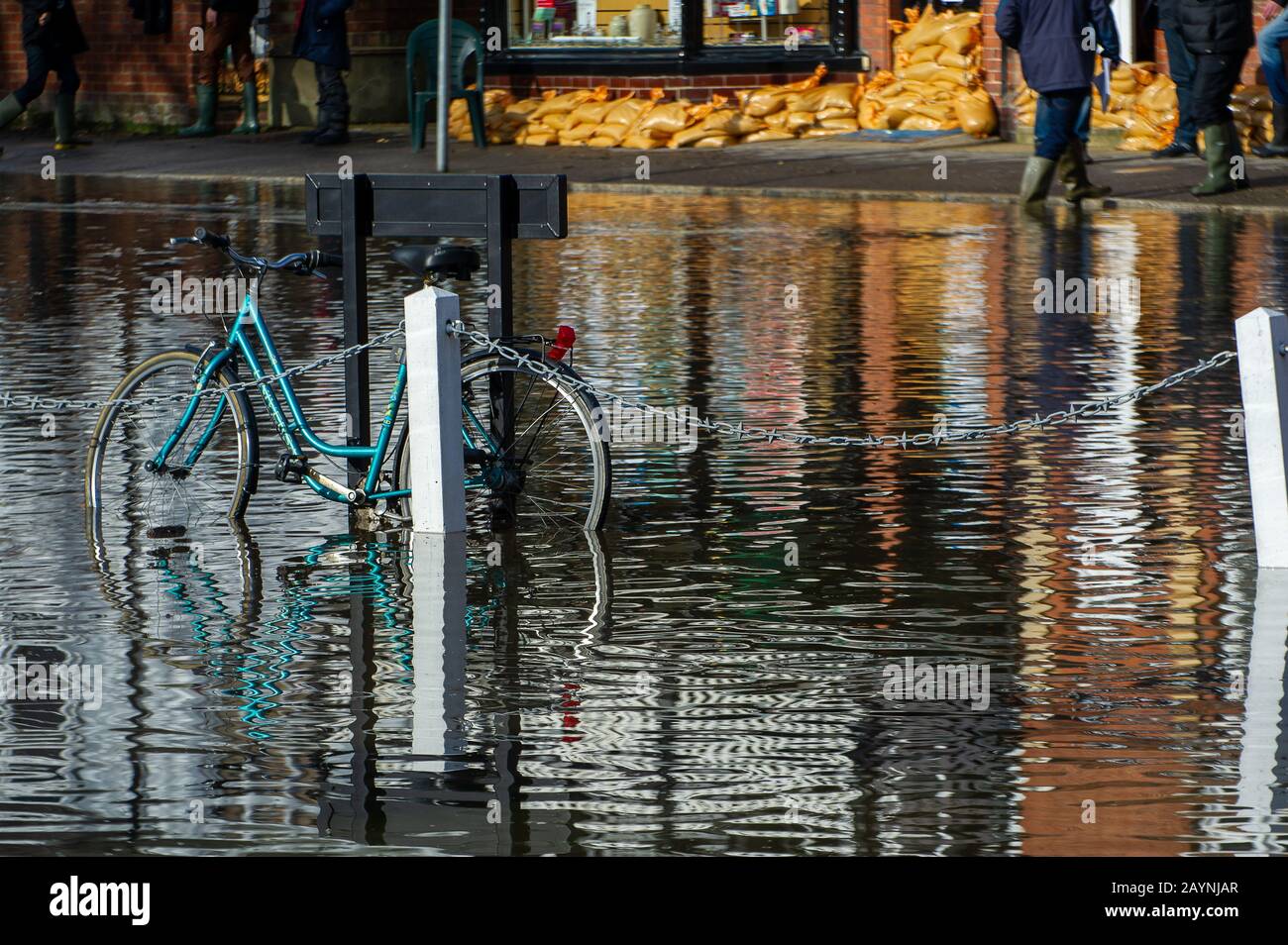 Flooding, Datchet Berkshire, UK. 10th February, 2014. The River Thames ...