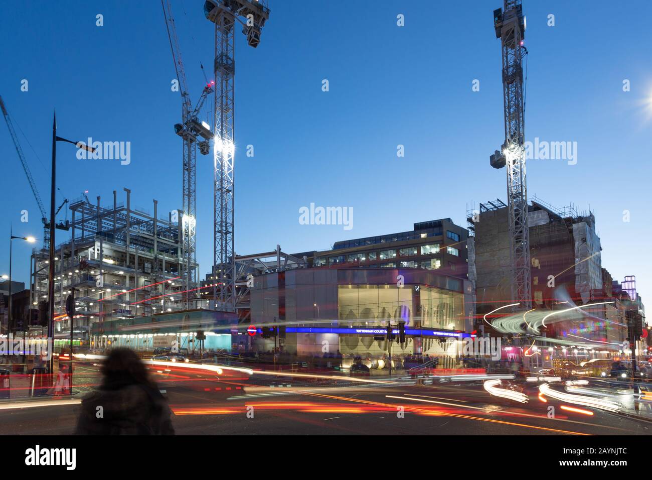 London construction hi-res stock photography and images - Alamy
