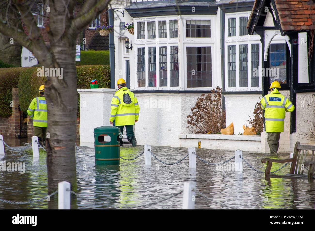 Flooding, Datchet Berkshire, UK. 10th February, 2014. The River Thames ...