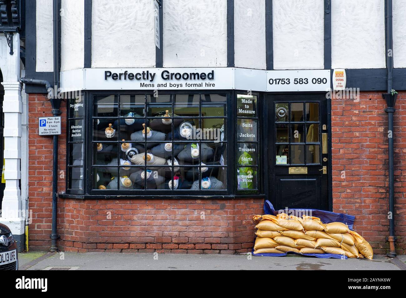 Flooding, Datchet Berkshire, UK. 10th February, 2014. The River Thames ...