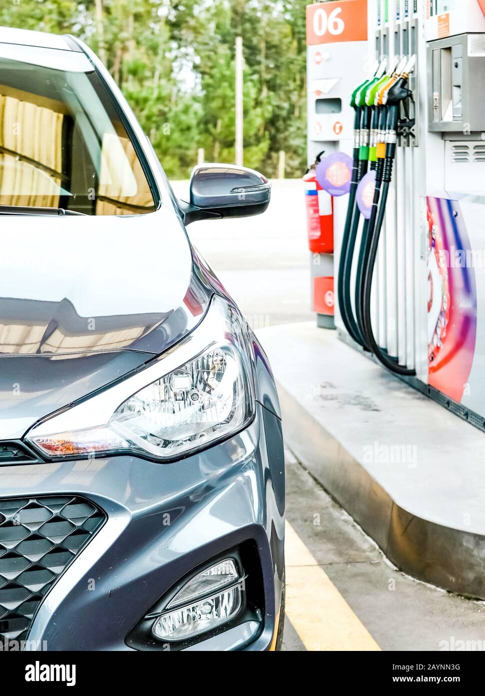 Car and gas station Stock Photo - Alamy