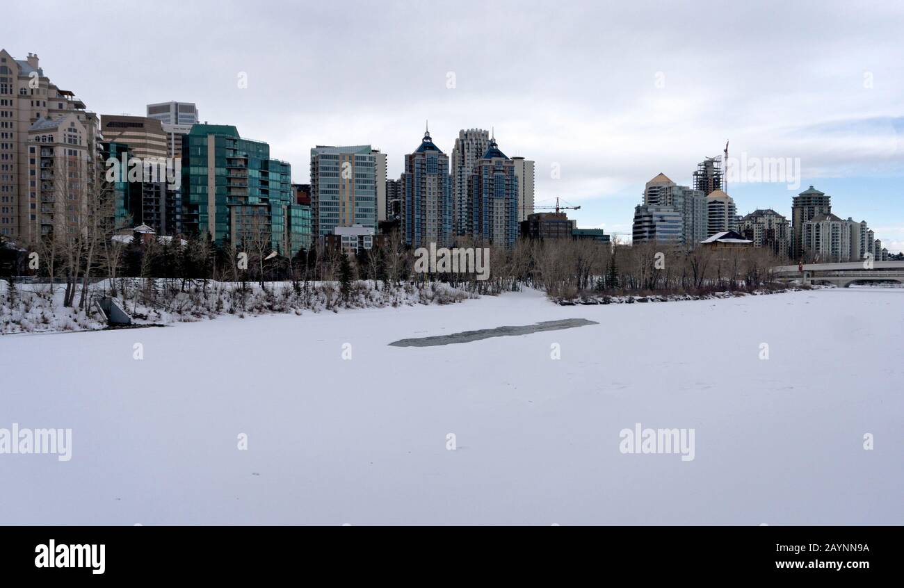 Skyline calgary hi-res stock photography and images - Alamy
