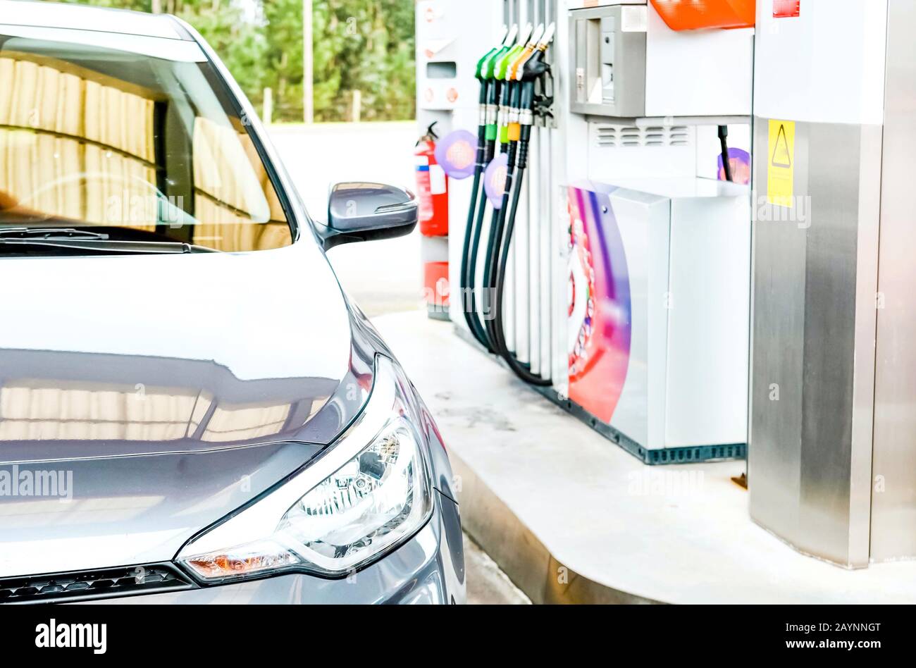 Car and gas station Stock Photo - Alamy