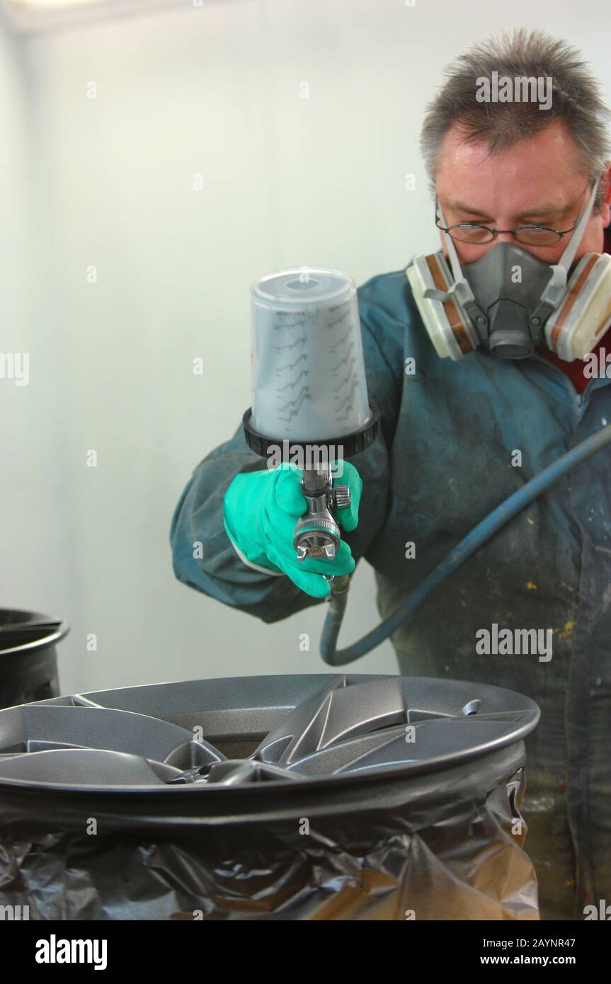 Lackiererei hi-res stock photography and images - Alamy