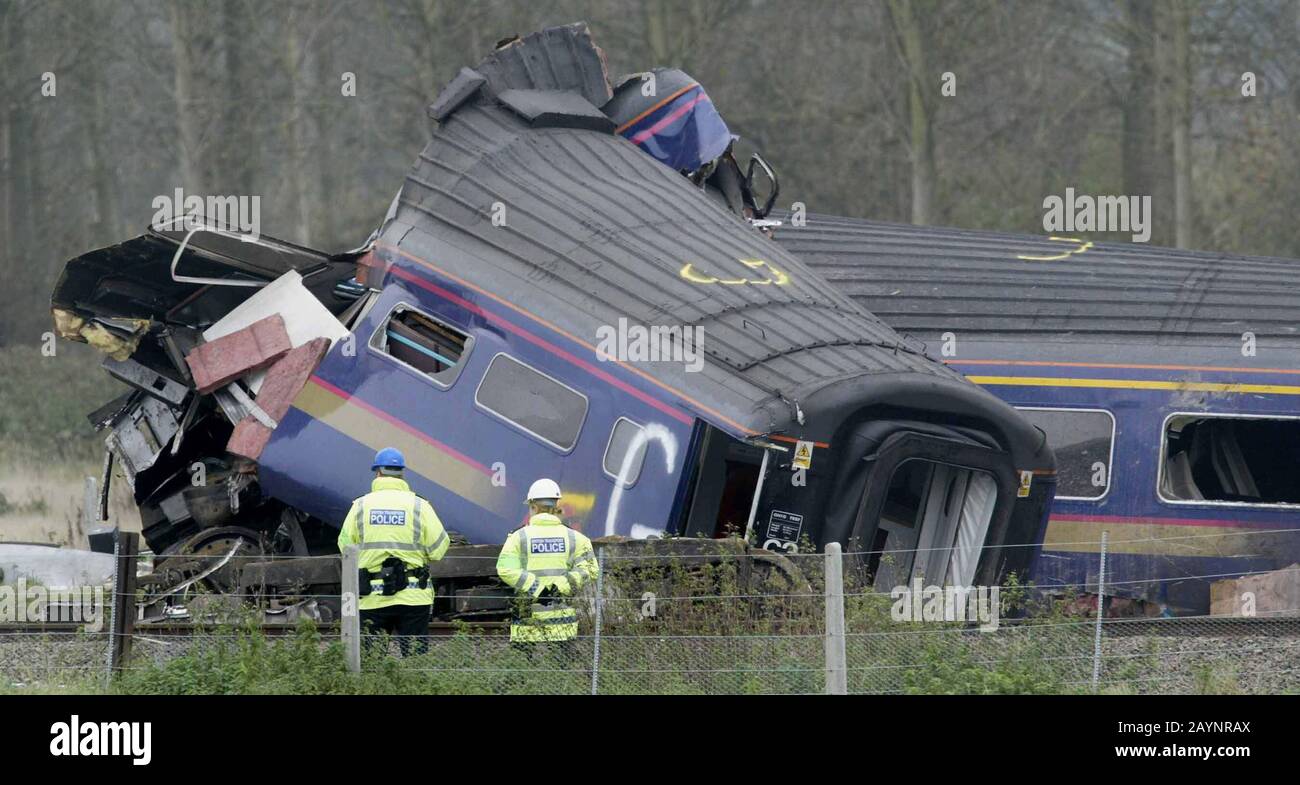 Thames valley police car hi-res stock photography and images - Alamy