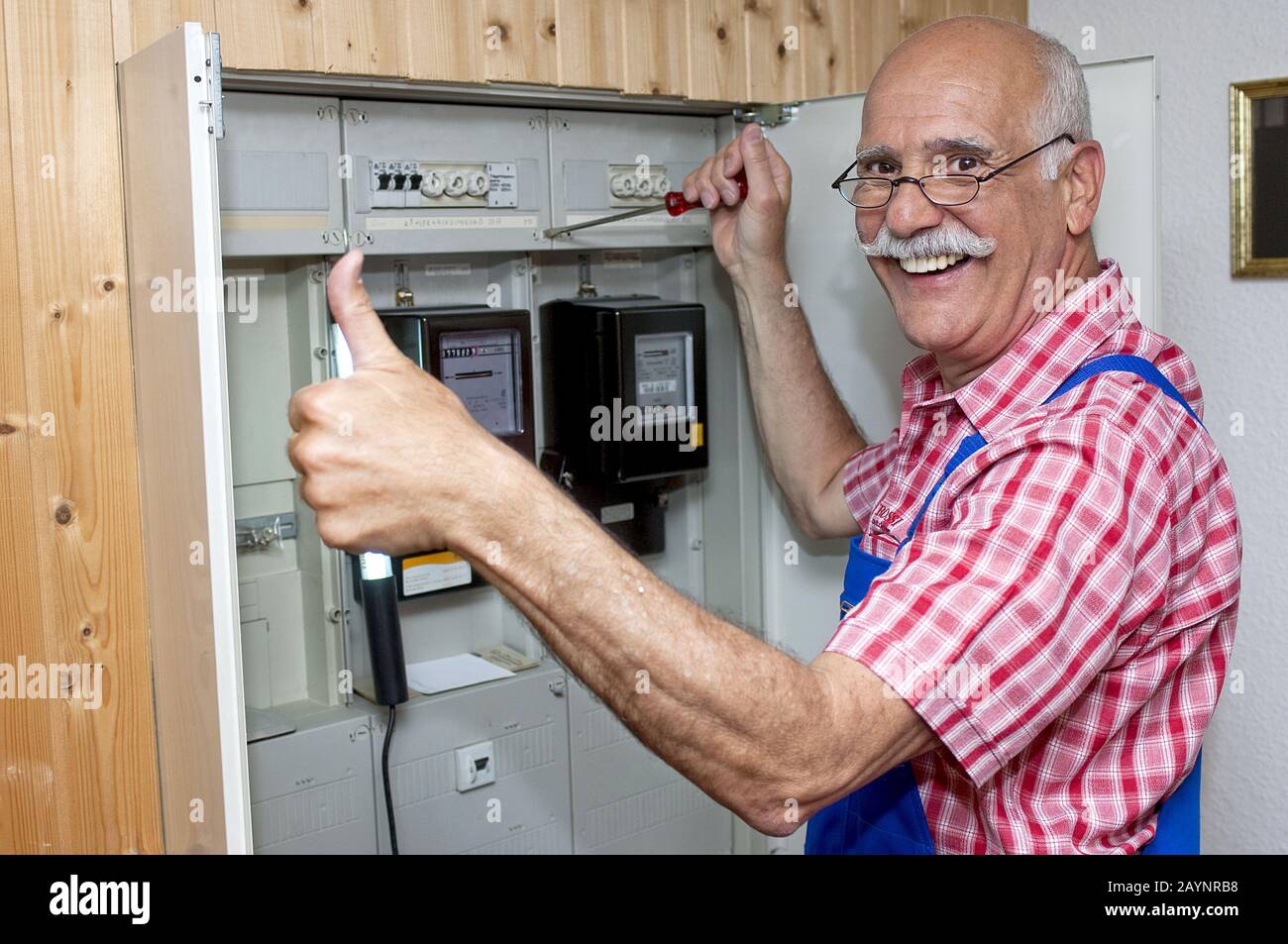 Elektriker Stock Photo - Alamy